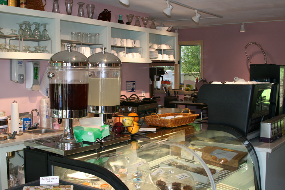 Queens Mt. Cafe Closes, Foxfire Mt. House Approved, Catskills Go to ...